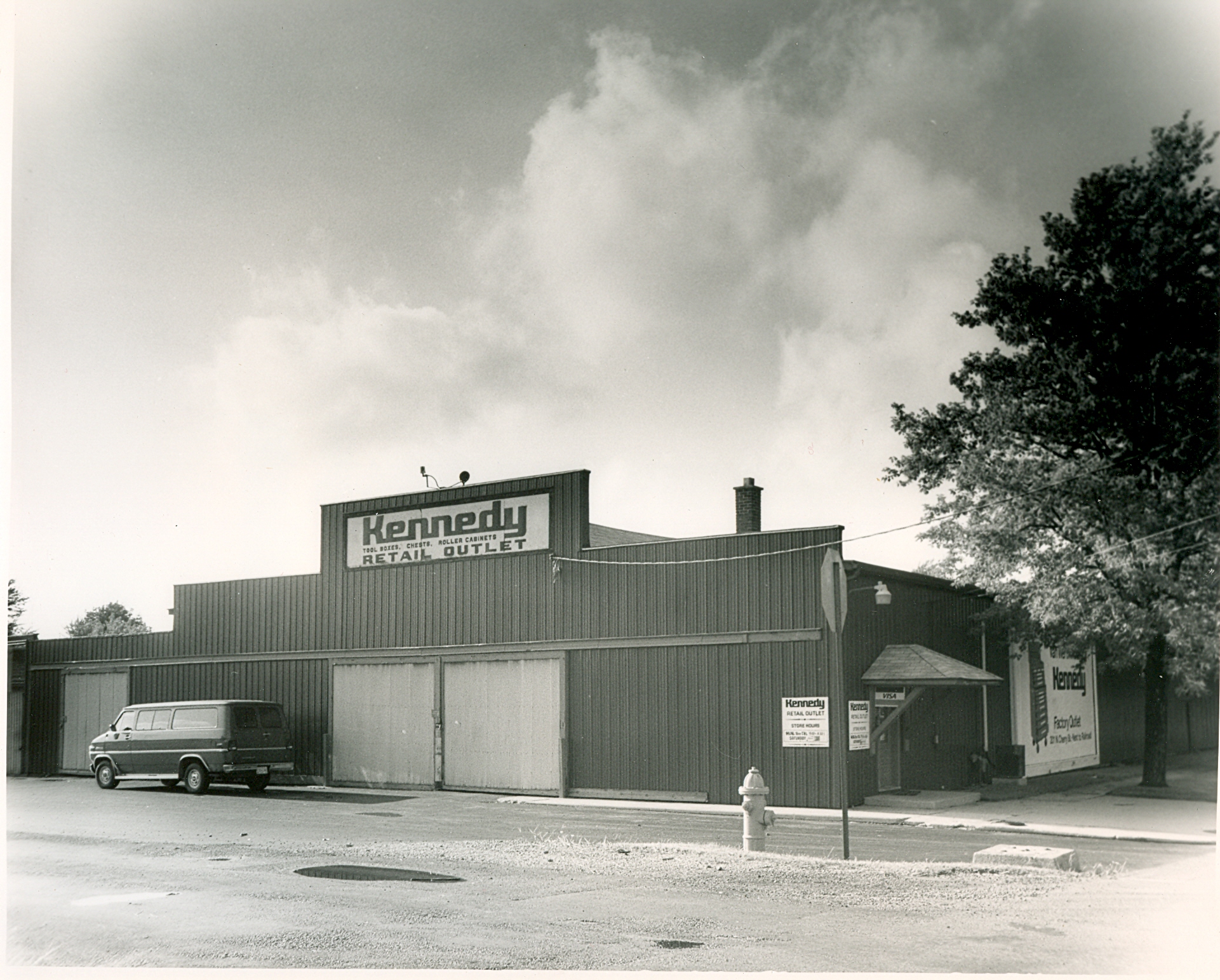 Kennedy Manufacturing - TOOL BOXES / CHESTS & CABINETS / SHOP STORAGE / CNC